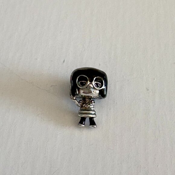 Pandora | Jewelry | Pandora Disney Pixar Edna Charm | Poshmark